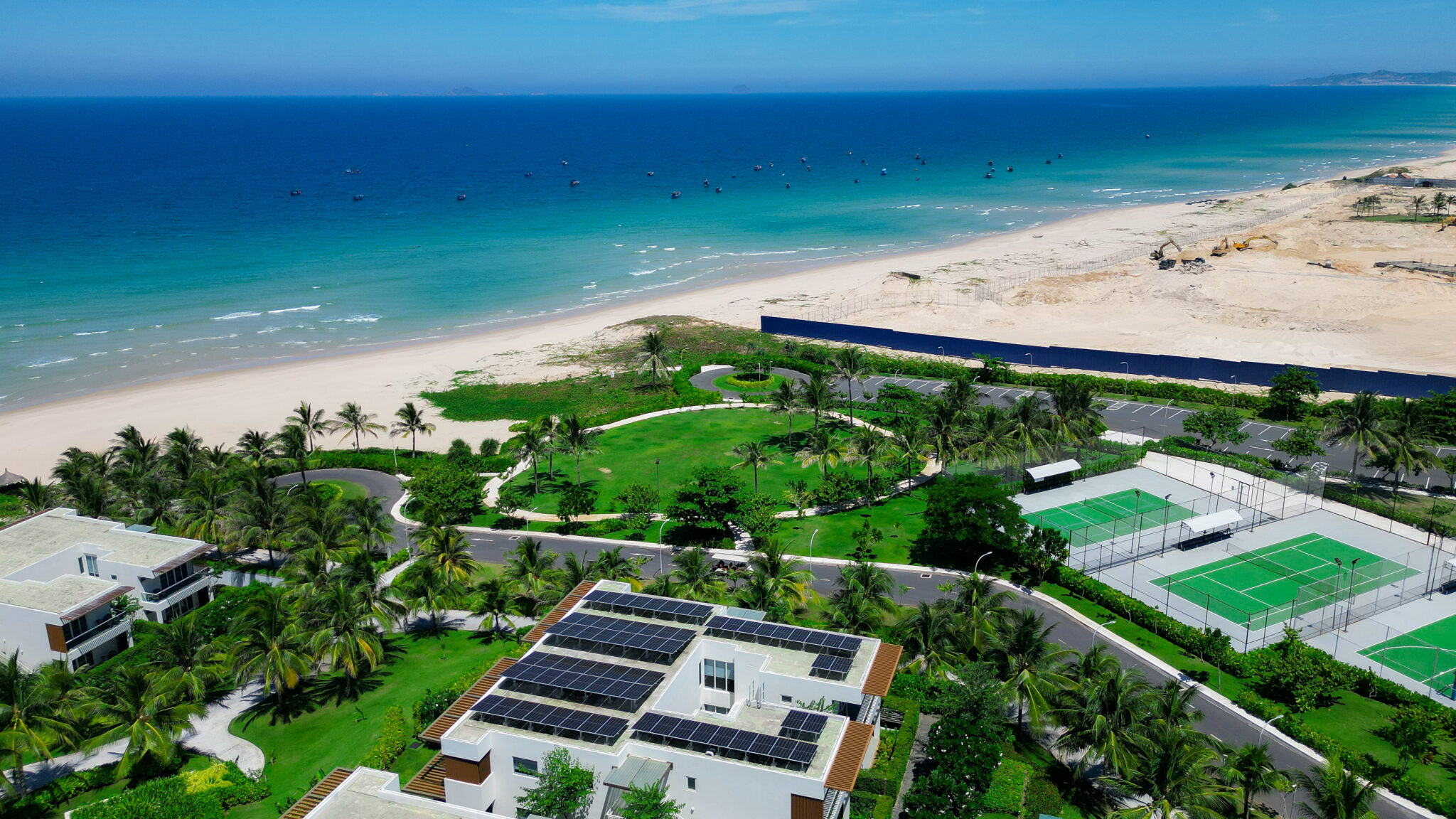 Sun Shines on ‘Vietnam’s Most Ambitious’ Hotel Solar Power Project Yet ...
